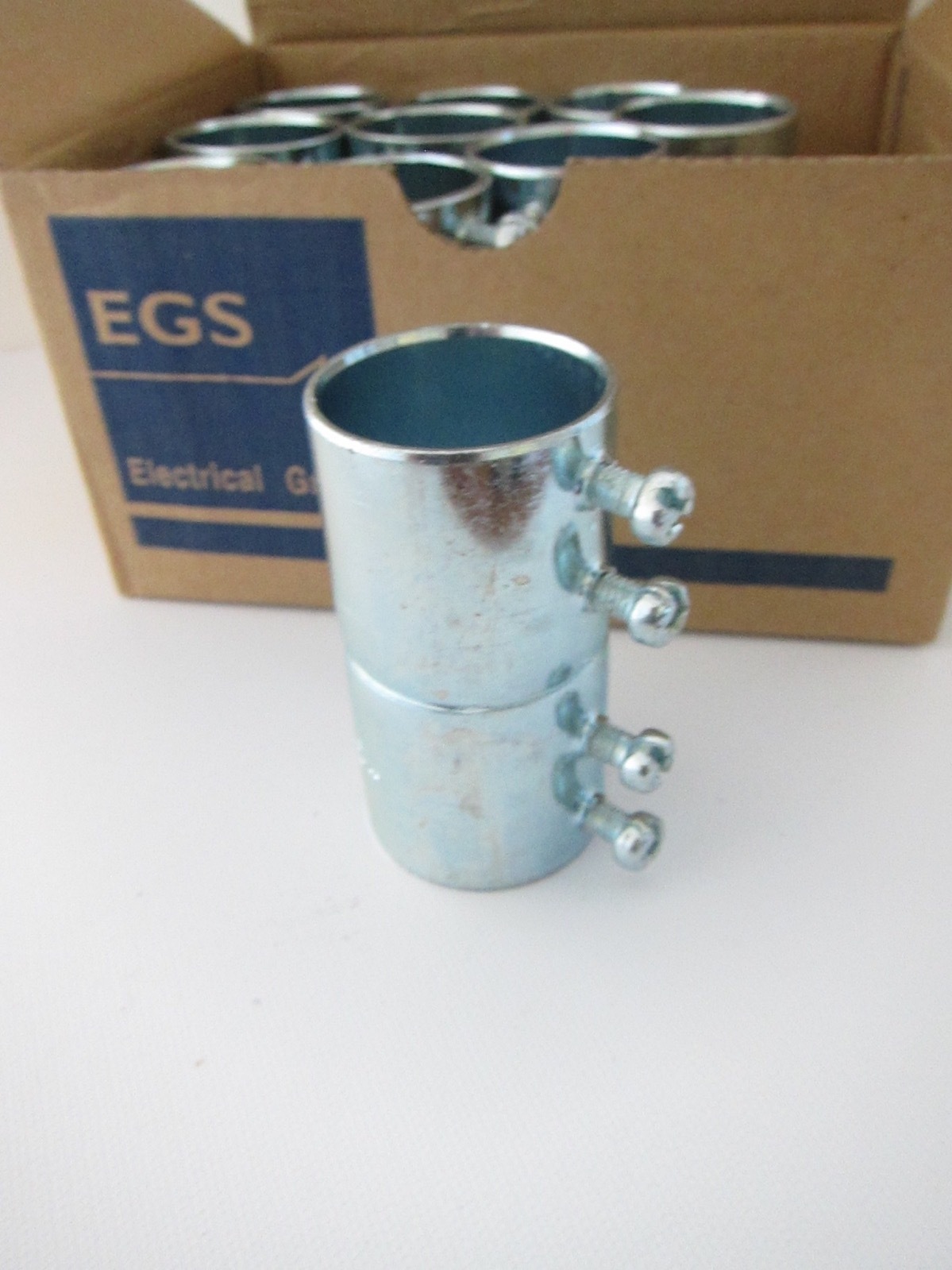 NEW Box of 10 EGS ETP 5125S EMT Coupling Set Screw 1 1/4” | eBay