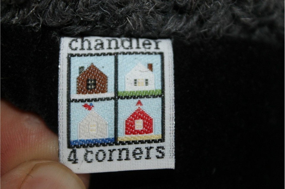 Chandler 4 Corners Laura Megroz Hooked Wool 17" Sweet Dreams Dog Pillow ...