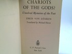 Chariots of the Gods? Unsolved Mysteries of the Past (BCE) by Erich Von ...