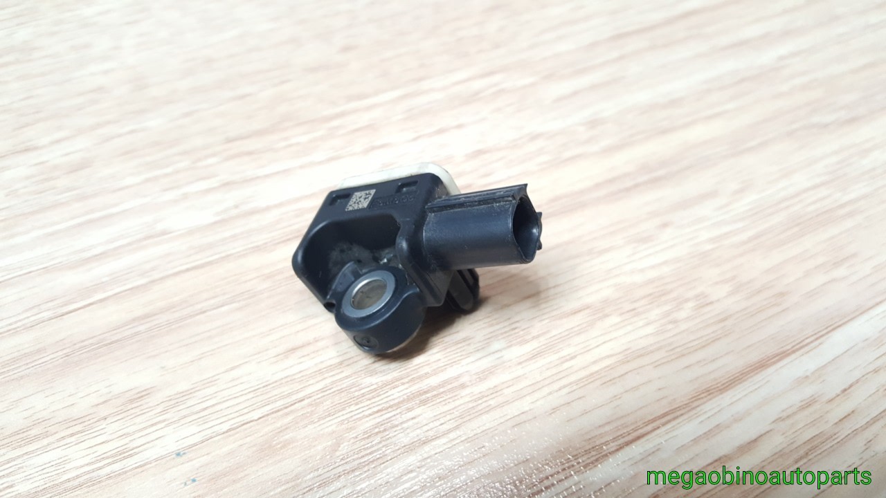 2010-2013 mazda3 ford front crash sensor 8v4t-14b006-aa 8v4t14b006aa ...