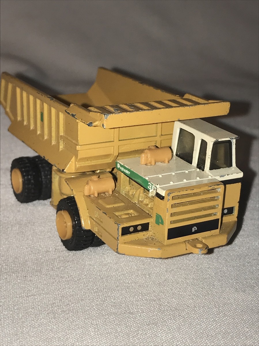 Earthmover Dump Truck