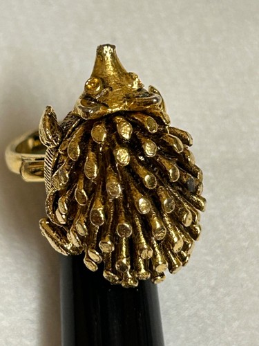 Arthur Pepper ART Adjustable Hedgehog Poison/pill box Gold tone Ring ...