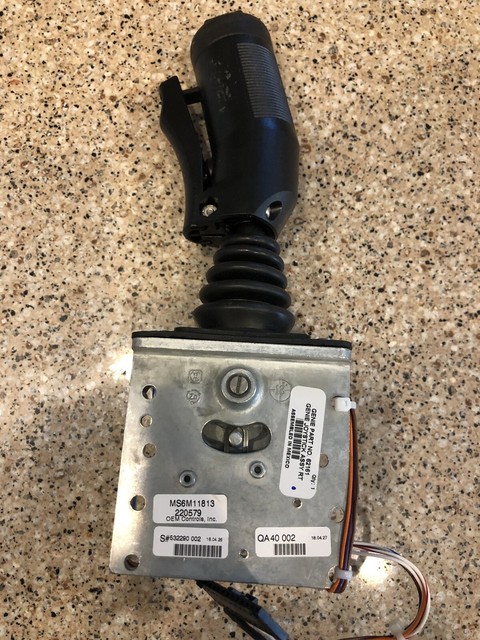 Genie 62161GT 62161 - Genie Scissor Lift Controller/ Joystick for sale ...