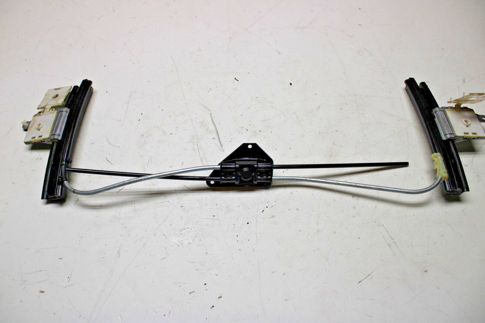 12-17 BMW F12 640I 650I M6 CONVERTIBLE REAR WINDOW REGULATOR MOTOR ...