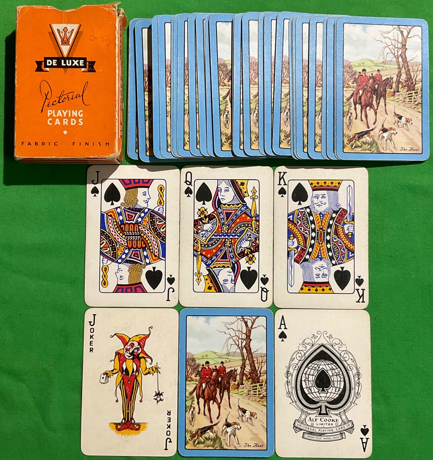 Old Vintage Named ** THE HUNT ** Pack Playing Cards HORSES + BEAGLE ...