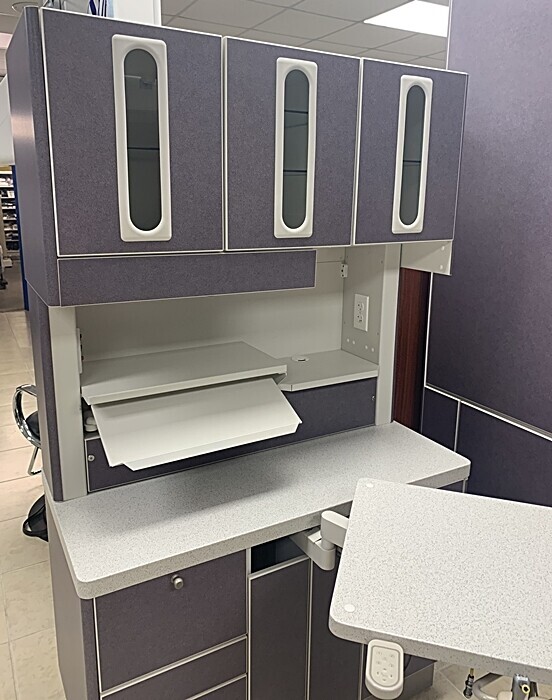 Adec 5580 Rear Treatment Cabinet w/ Dr Delivery & Assistant Pkg ...