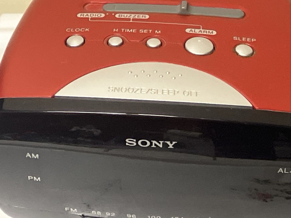 Sony Dream Machine PSYC ICF-C111 FM AM Radio CD Alarm Clock RED Tested ...