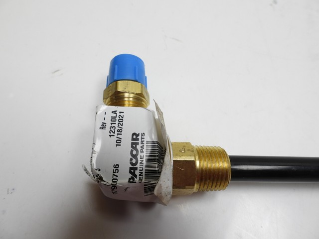 OEM PACCAR V88-1003-3 Truck Fuel Draw Tube Assembly #8 With 90 Degree ...