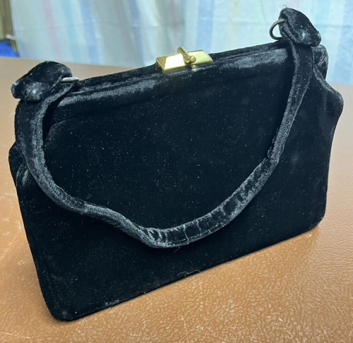 1940-1950’s Vintage Black Crushed Velvet Velour HANDBAG PURSE Lift Lock ...