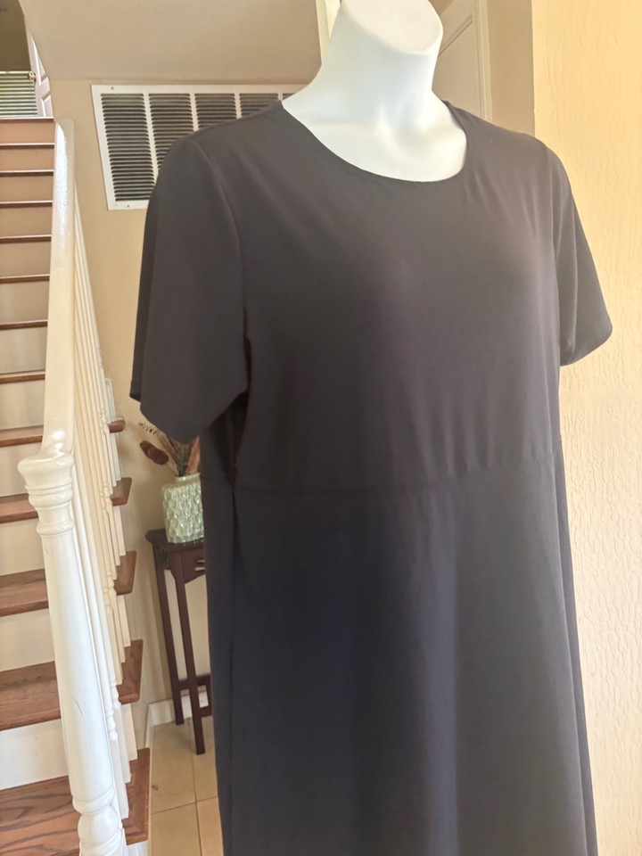 TravelSmith Versatile Short Sleeve Stretch Fabric Dress Travel Workwear ...