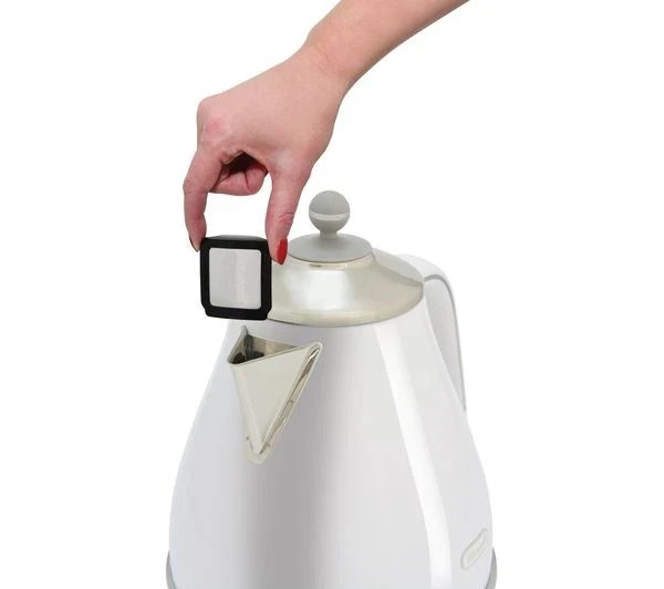 De'Longhi KBOC3001.W Jug Kettle Micalite Stylish Gloss White Rapid Boil ...