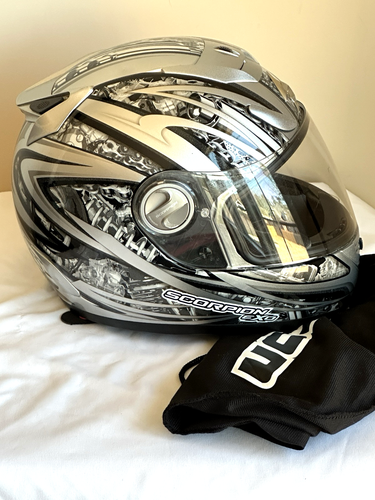 Scorpion EXO 700 Motorcycle Helmet Size Medium 7 1/8 - 7 1/4 Includes ...