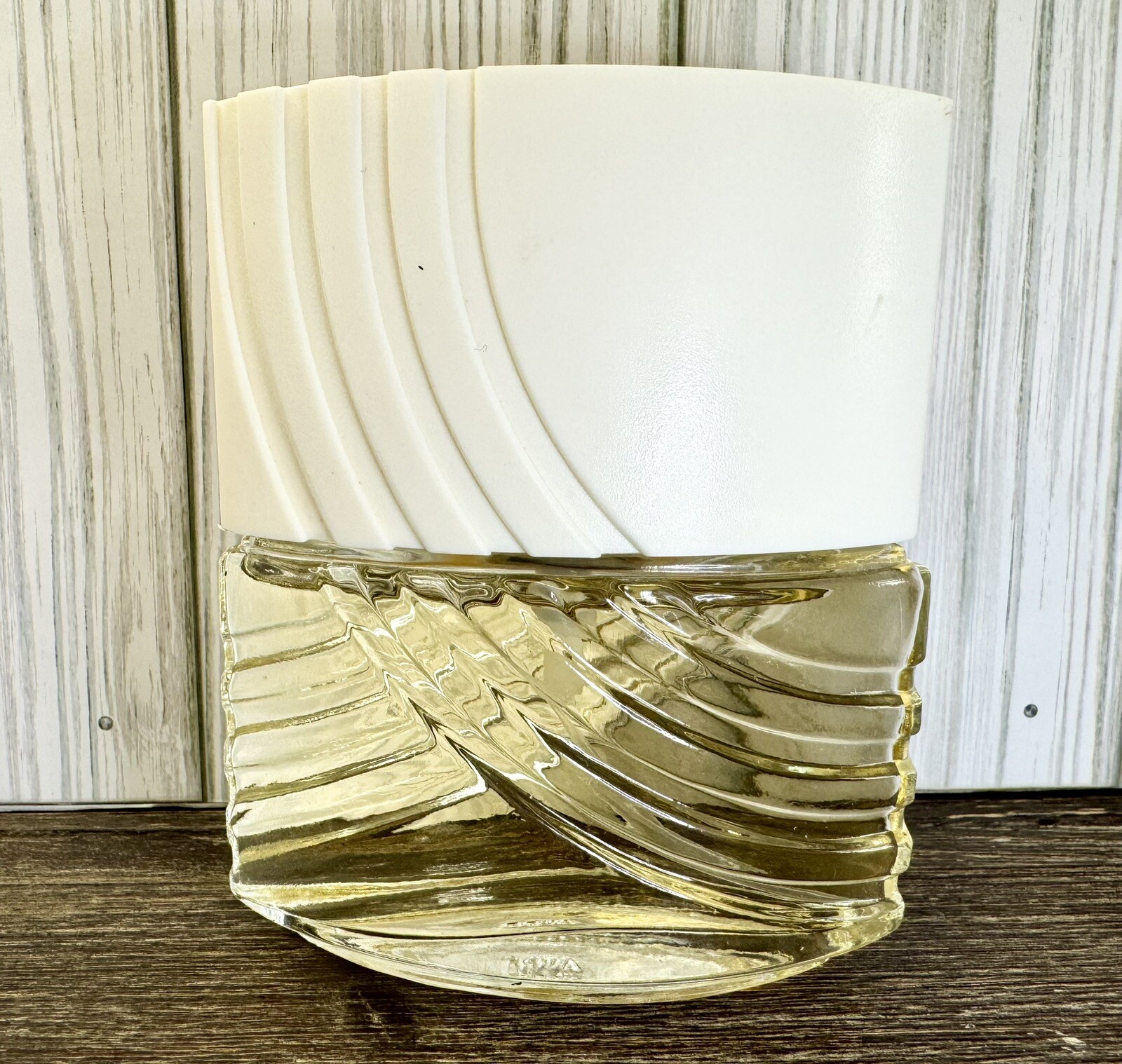 Avon SUMMER MUSK BREEZY LIGHTS Cooling Cologne Spray 1.5 fl oz Perfume ...