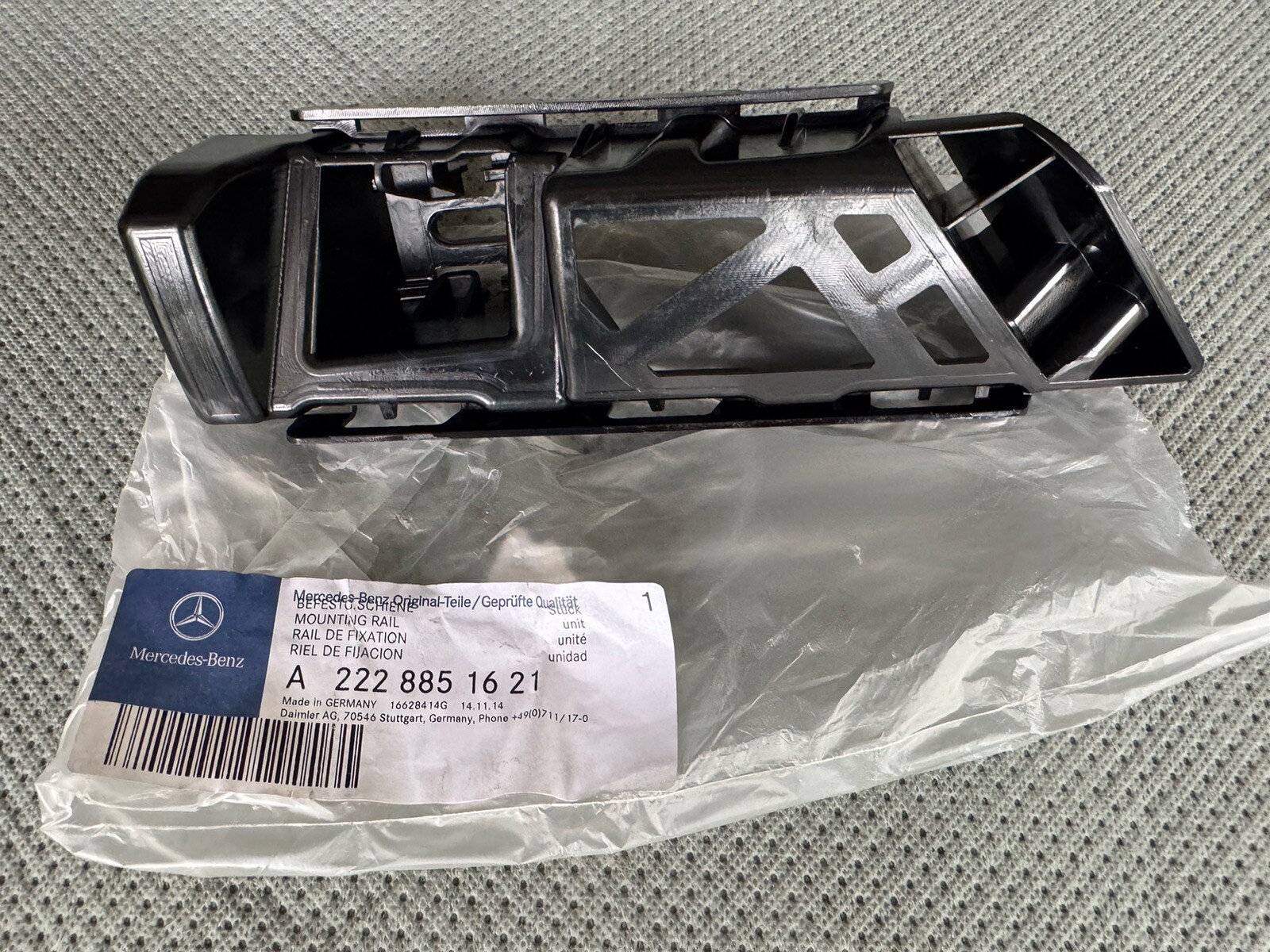 Mercedes-Benz A2228851621 W222 Right Upper Bumper Mount Rail Bracket ...