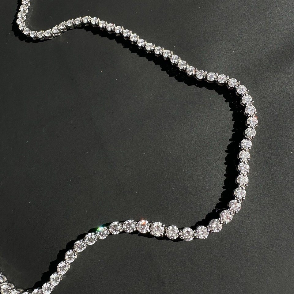 Tiffany and Co Victoria Graduated Line Necklace 16.25" Long 10.18 Total ...