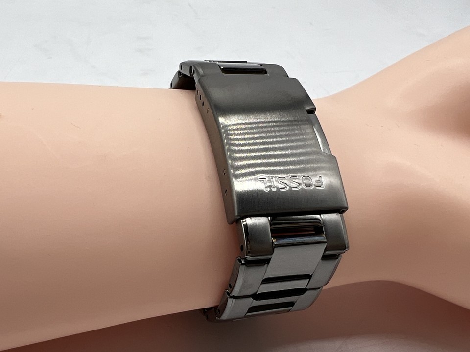 Fossil DW10F1 Gen 5 8GB Carlyle HR Smartwatch GPS Only Smoke New Open ...