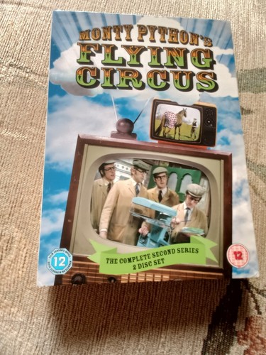 Monty Python's Flying Circus - Complete Series 2 [DVD] [1970] [2007 ...