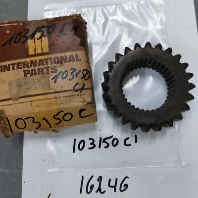 NEW NOS TRACTOR PARTS 103150C1 PINION Case IH 380B, 584, 248, 454, 585 ...