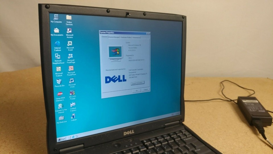 Vintage Dell Latitude C600 Retro Laptop Windows 98 SE CD, Floppy drive ...