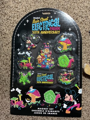 New Walt Disney World Magnets. Disney Parks Mickey Main Street ...