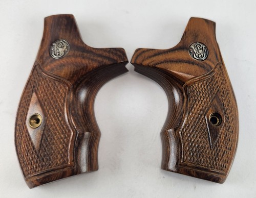 Altamont Smith & Wesson J-Frame Round Butt Boot Grips Super Walnut NOS ...