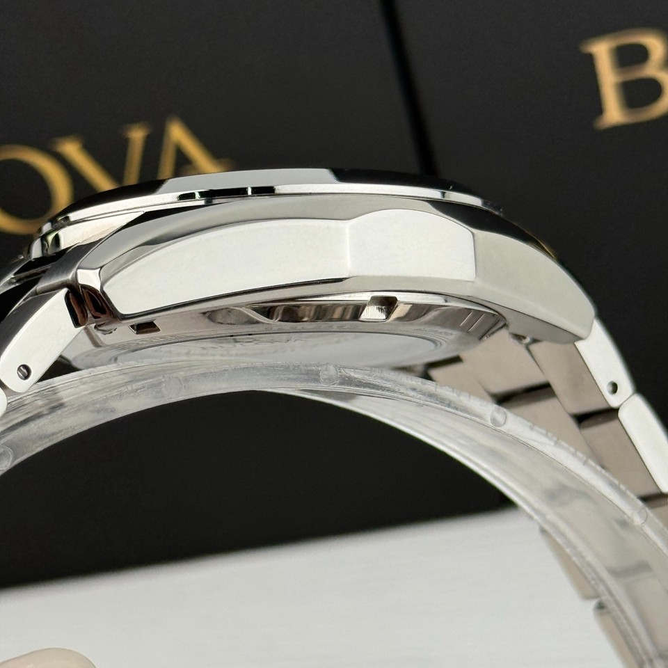 Bulova Surveyor 96B429 Men's Watch 39MM Green Dial Automatic Men's ...