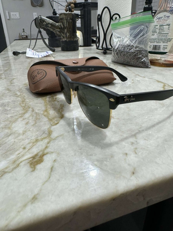 Ray-Ban Clubmaster Black Frame/Green Lens Sunglasses - RB3016 W0365 49 ...