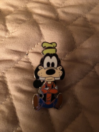 Disney Goofy Pin. | eBay