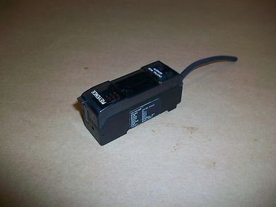 Keyence Color Sensor CZ-V21AP | eBay