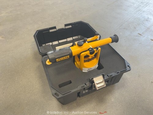 2019 Dewalt DW092 Transit Survey Level Kit 200 Feet 360 Degrees w/ Case ...