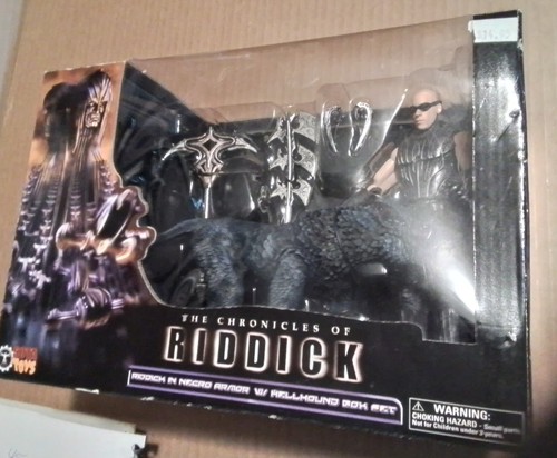 Riddick in necro Armour and hellhound box set sealed excellent shelf ...