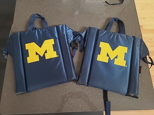 2 X LOGO BRANDS Michigan Wolverines University Stadium Seat Chair ...