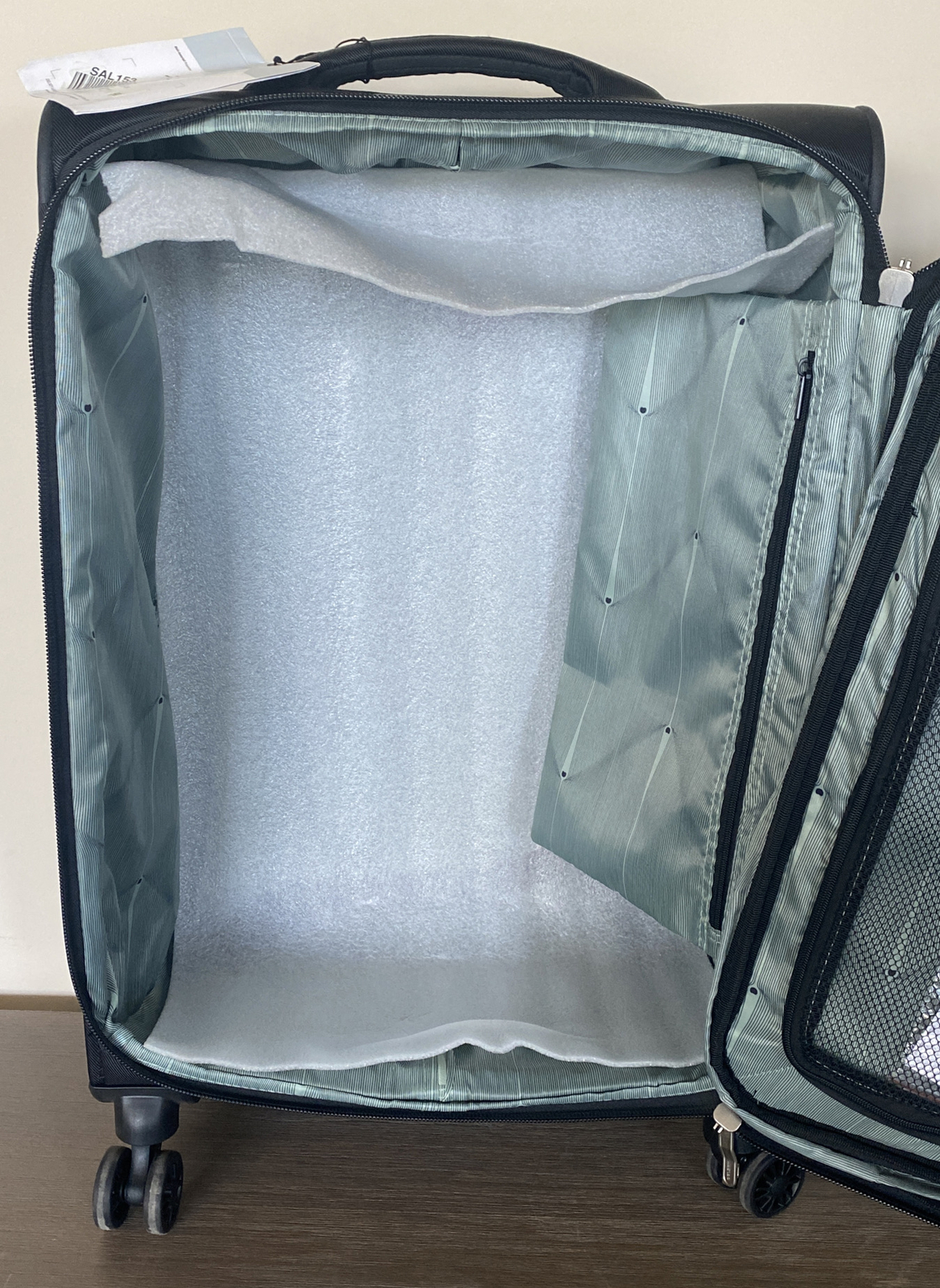 NEW DELSEY Optimax Lite 2.0 Expandable Check-in Spinner Suitcase Black ...