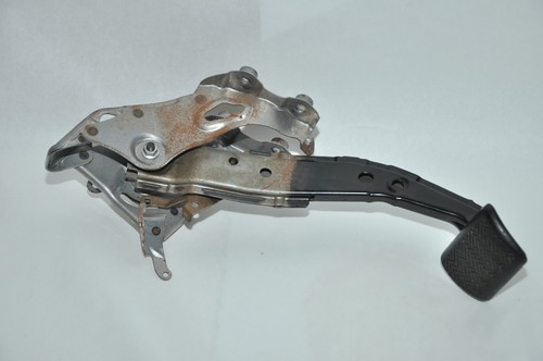 10 11 TOYOTA PRIUS FOOT STOP LEVER ARM BRAKE PEDAL WITH MOUNT OEM | eBay