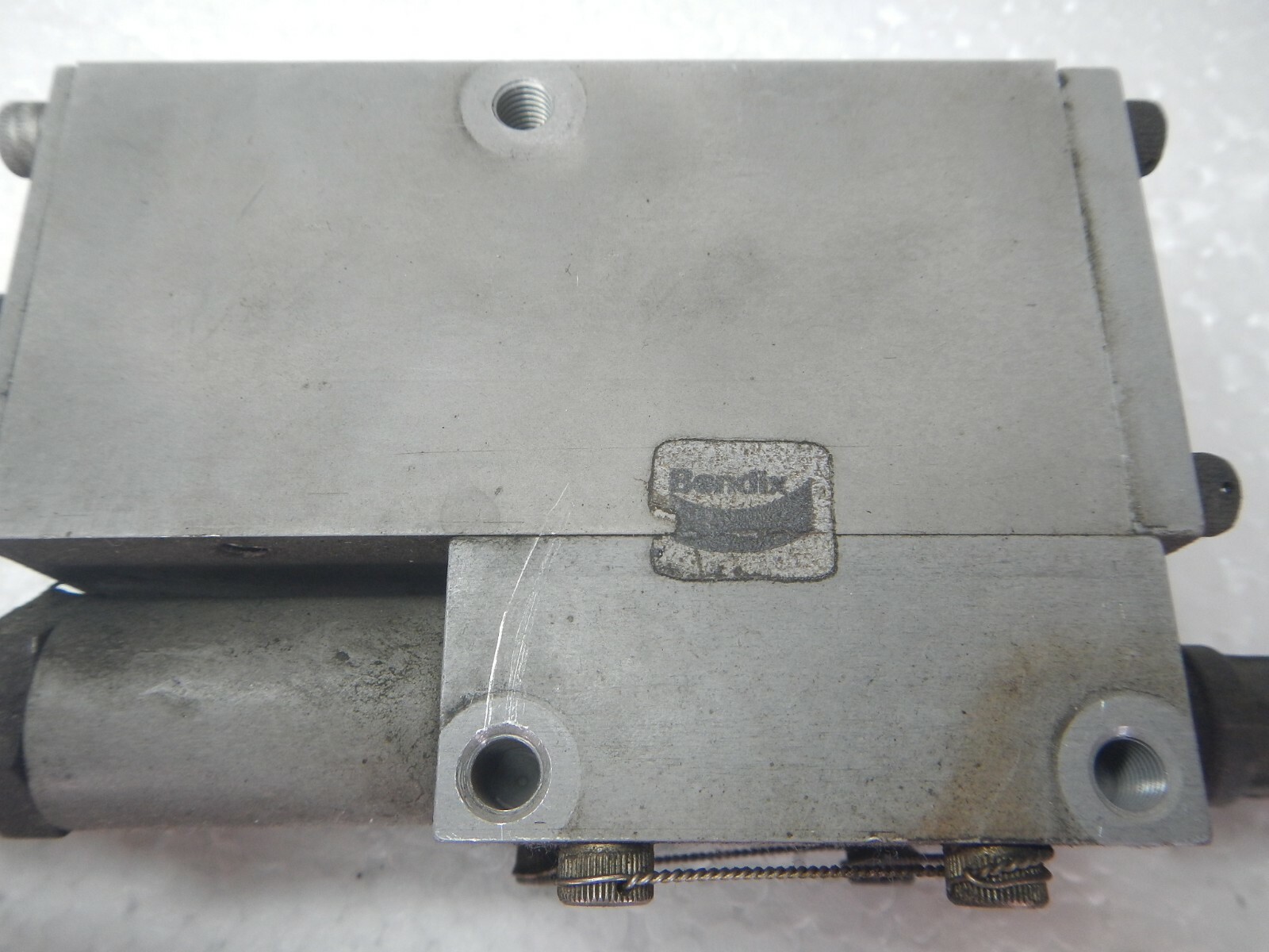 BENDIX FUEL FLOW TRANSMITTER P/N: 99251-9133-84B1 | eBay