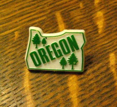 Oregon Pines State Map Lapel Pin - Vintage Northwest USA Pine Trees ...