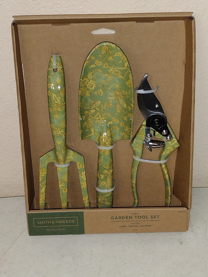SMITH & HAWKEN GARDEN TOOL SET ALUMINUM PRUNER CULTIVATOR TROWEL GREEN ...