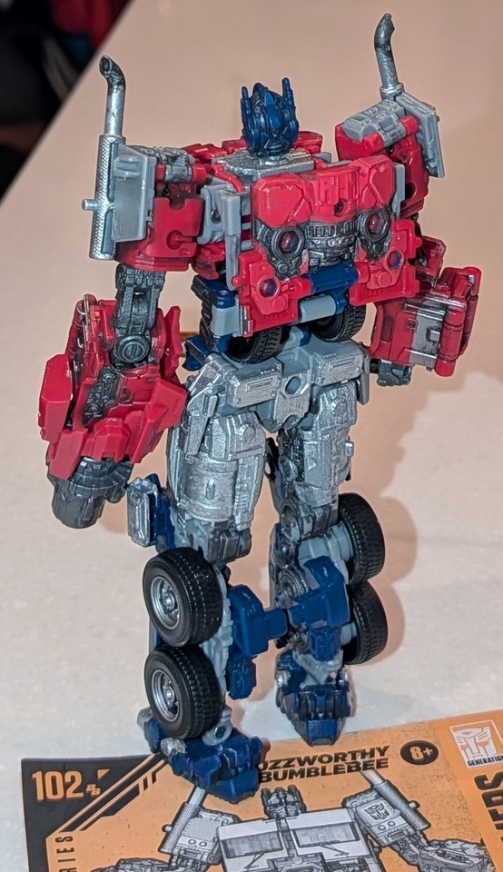 Transformers studio series 102 Optimus Prime Custom ss-102 buzzworthy ...