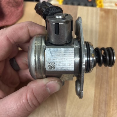 261-520-395 High pressure fuel pump for Hyundai / Kia | eBay