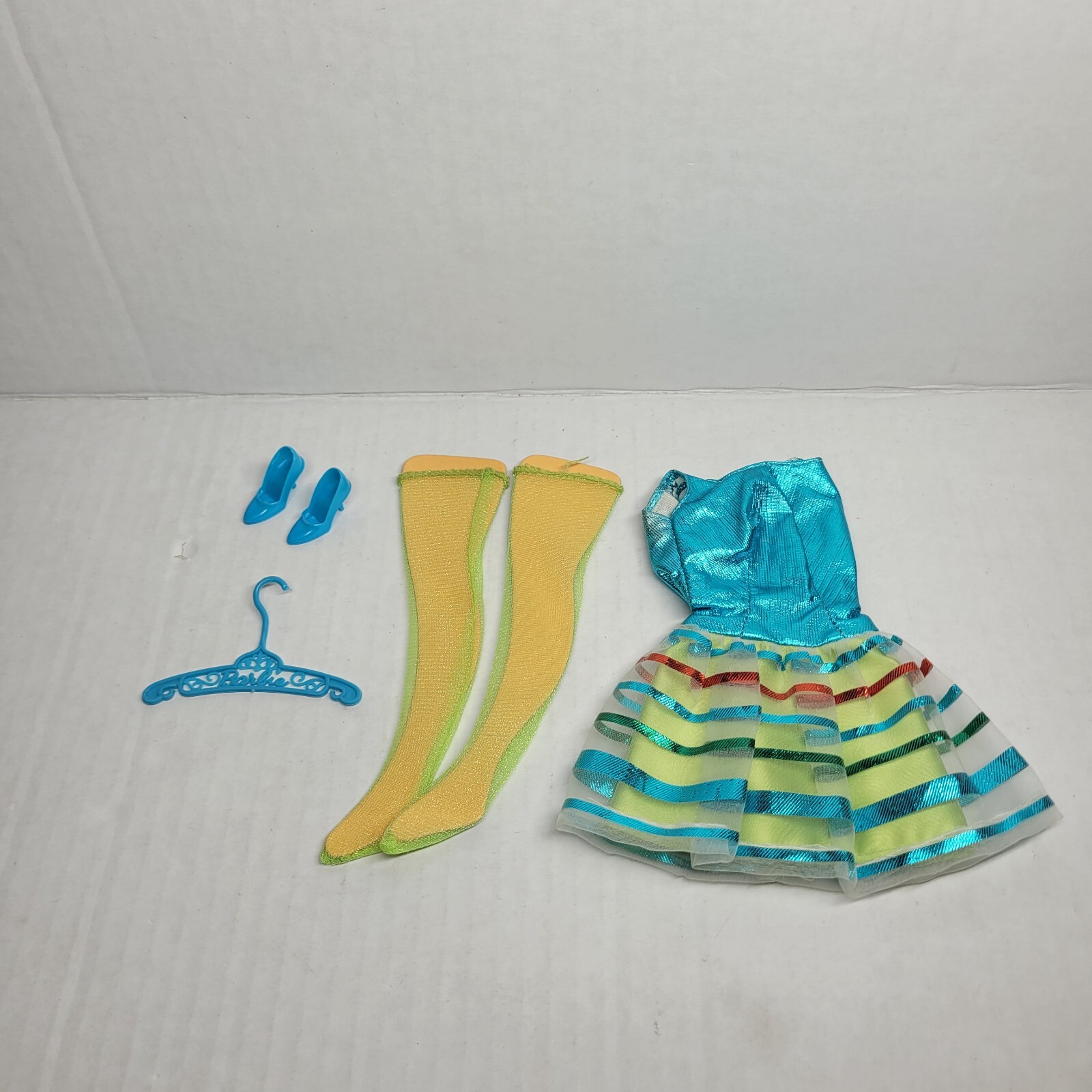VINTAGE BARBIE TWINKLE TOGS OUTFIT #1854 Dress, Heels, Tights | eBay