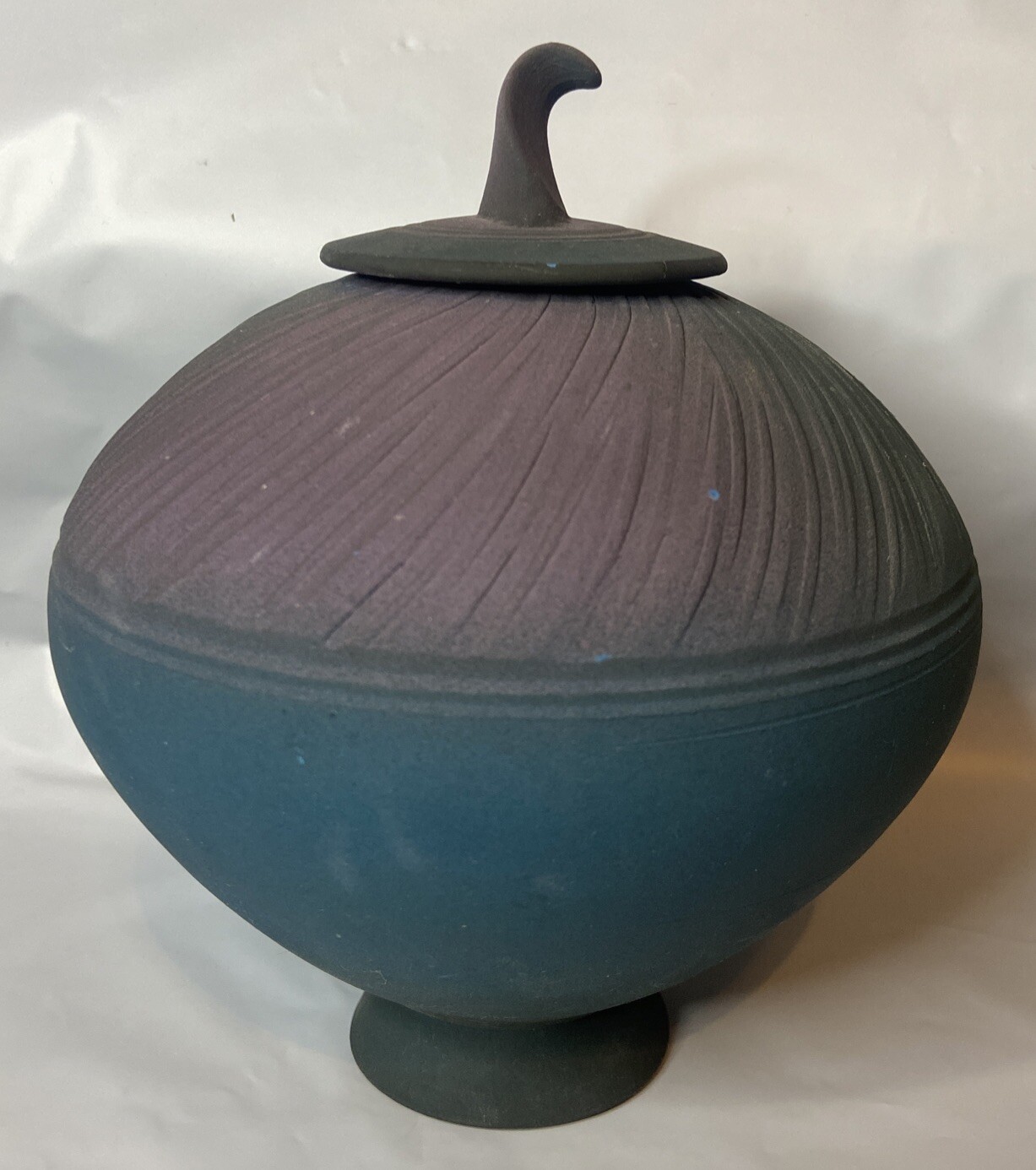Jim Kemp Ceramic Art Studio Pottery Pot W/Lid Signed Blue Green Purple ...