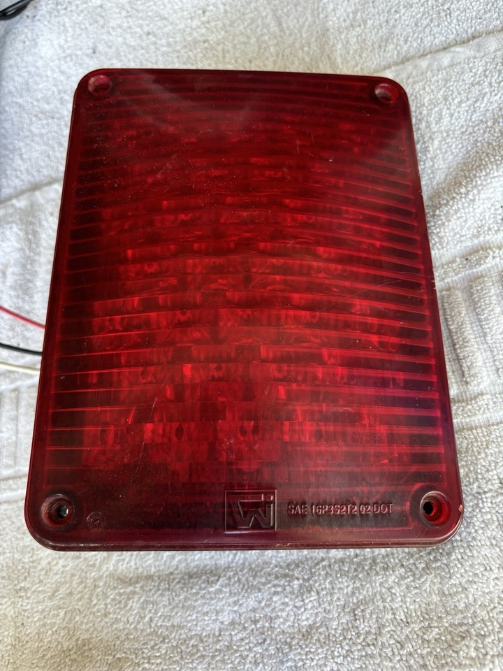 Weldon Rear Tail Light Used SAE 16P3S2T202 Red | eBay