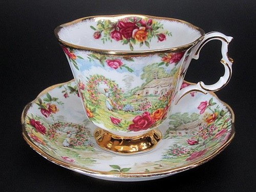 Royal Albert 25th Anniversary of Old Country Roses Tea Teacup Cup ...