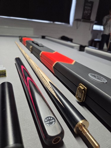 Snooker/Pool Cue And Case Bundle | eBay UK