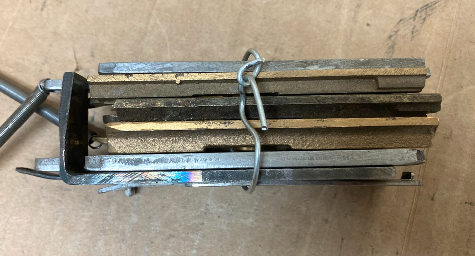 Antique Slot Machine Parts - Mills 25 Cent QUARTER SLIDE SET w/ 2 Coin ...