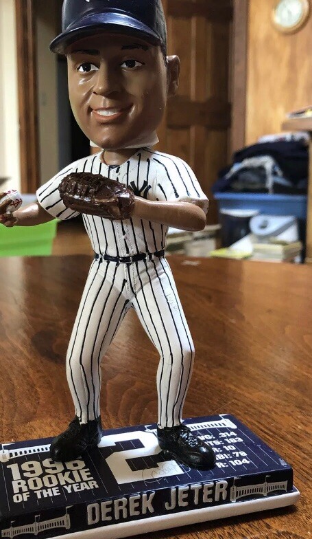 Derek Jeter 1996 Rookie Of The Year Bobblehead -500 Forever Collectible ...