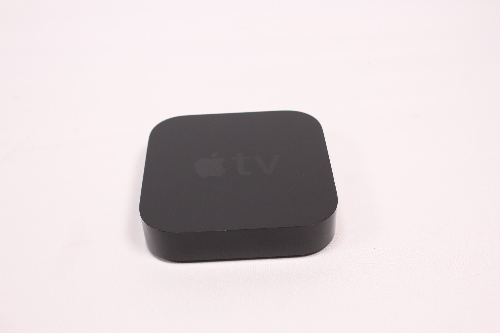 Apple TV (3rd Generation) 8GB Digital HD Media Streamer - Black