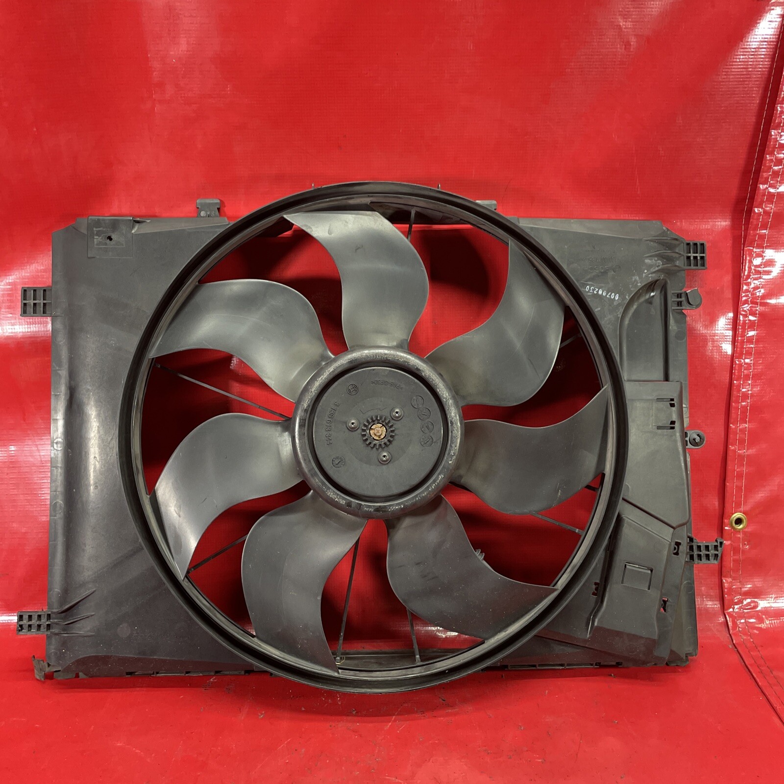 2011 Mercedes W204 C300 Engine Radiator Cooling Fan Shroud OEM | eBay