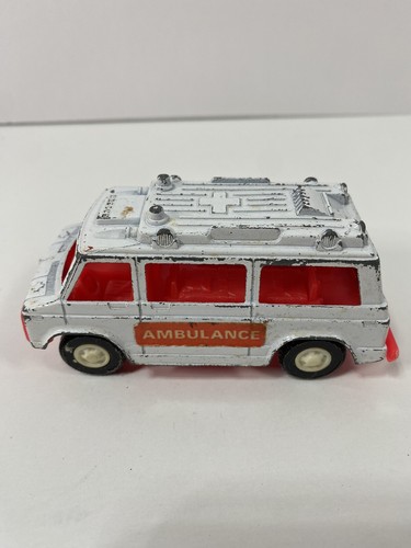 Vintage Diecast and Plastic "Stomper Size" Tootsietoy Ambulance | eBay