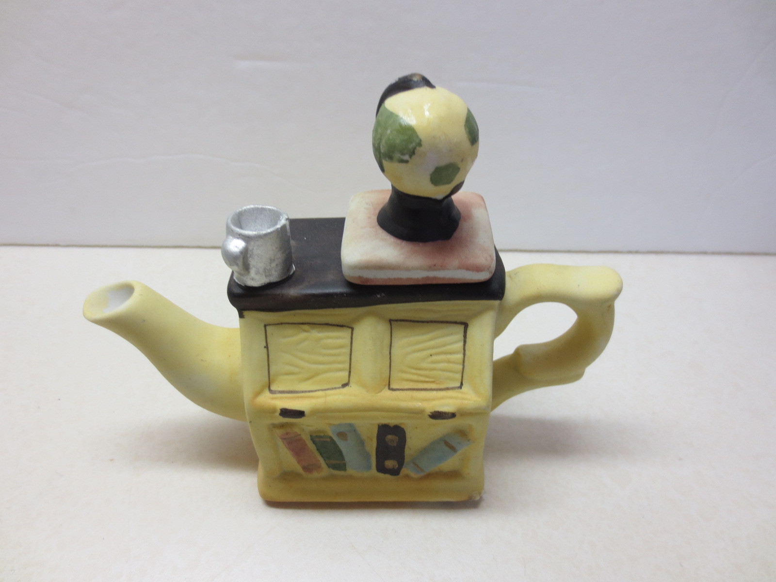 Sitco Importing Especially for Sophia-Ann vintage schoolhouse teapot ...